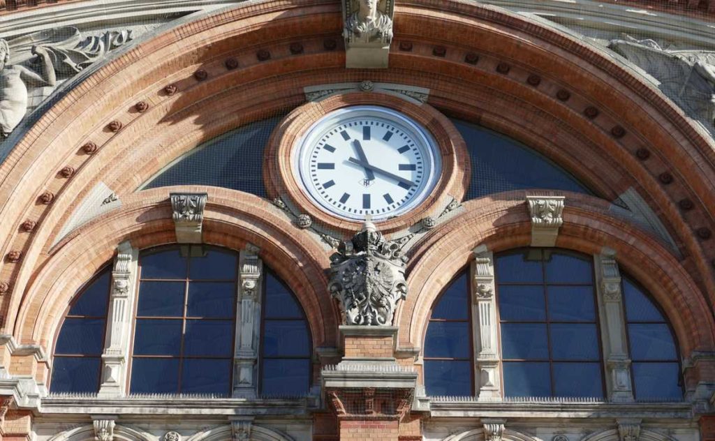 How To Tell The Time In German Emma Loves German