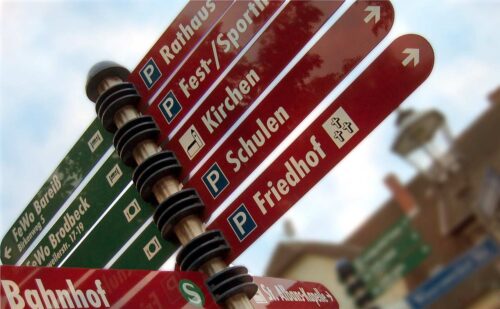 19 Helpful Ways to Ask For & Give Directions in German – Emma Loves German